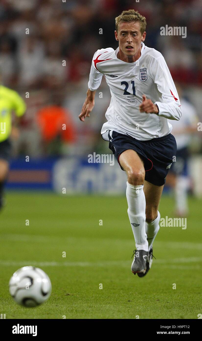 PETER CROUCH ENGLAND & LIVERPOOL FC WORLD CUP AUFSCHALKE ARENA GELSENKIRCHEN GERMANY 01 July ...