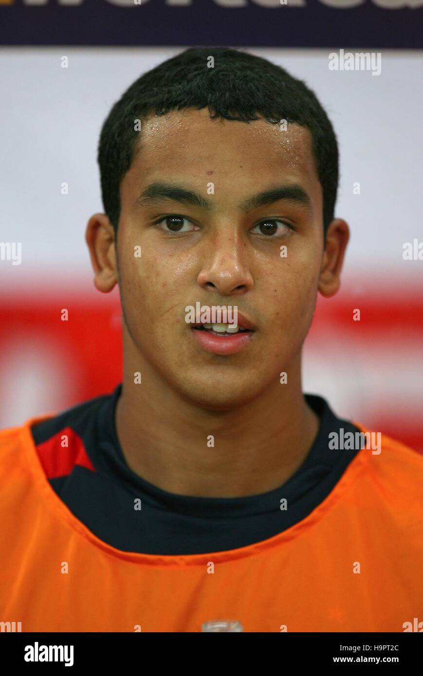 THEO WALCOTT ENGLAND & ARSENAL FC WORLD CUP AUFSCHALKE ARENA ...