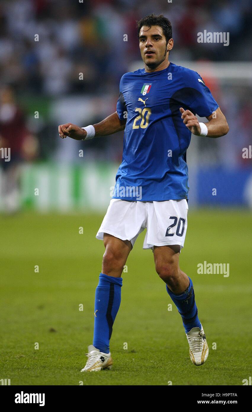 SIMONE PERROTTA ITALY & AS ROMA WORLD CUP AOL ARENA HAMBURG GERMANY 30 ...
