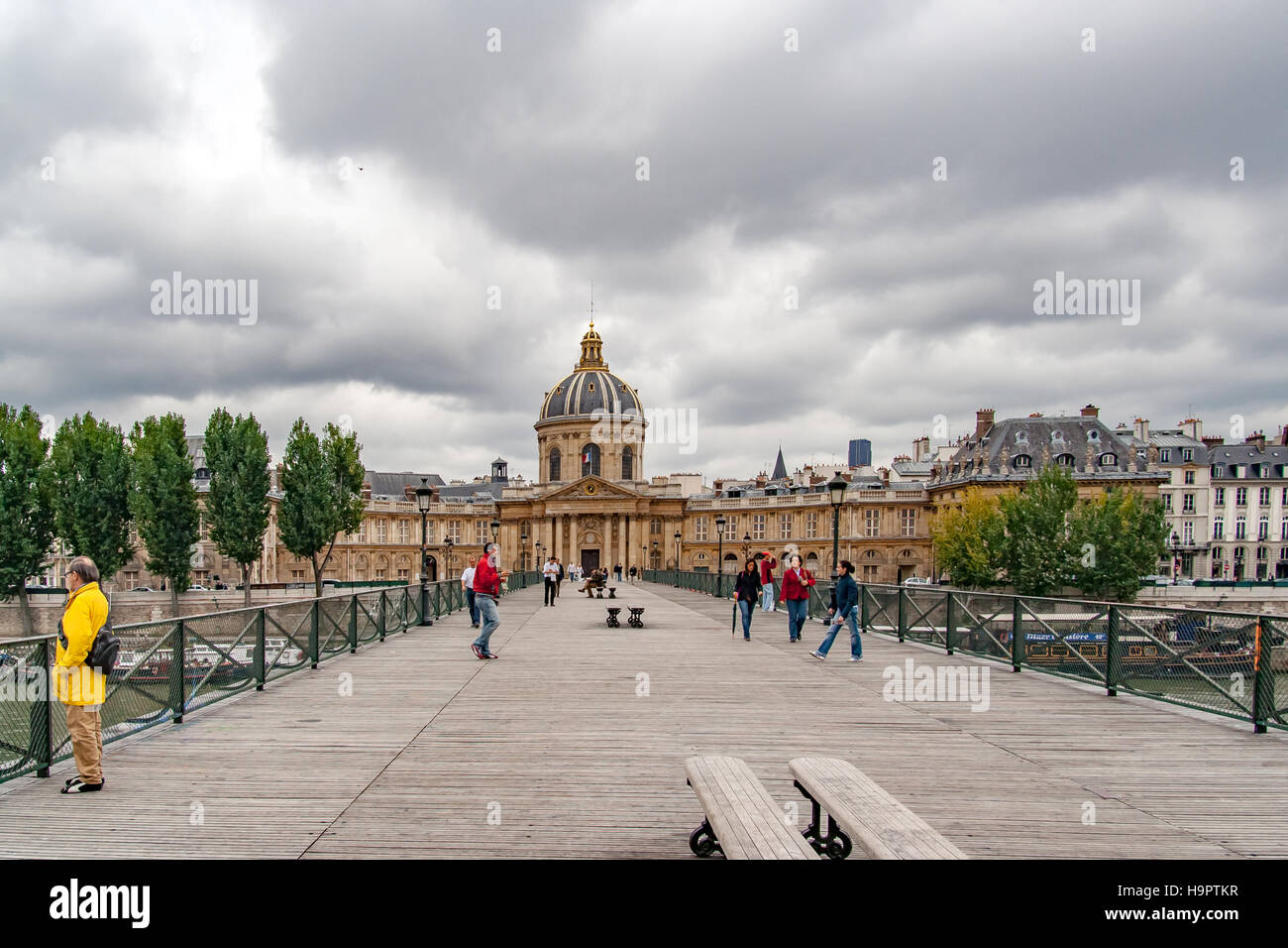 Views of buildings, monuments and famous places in Paris, from the ...