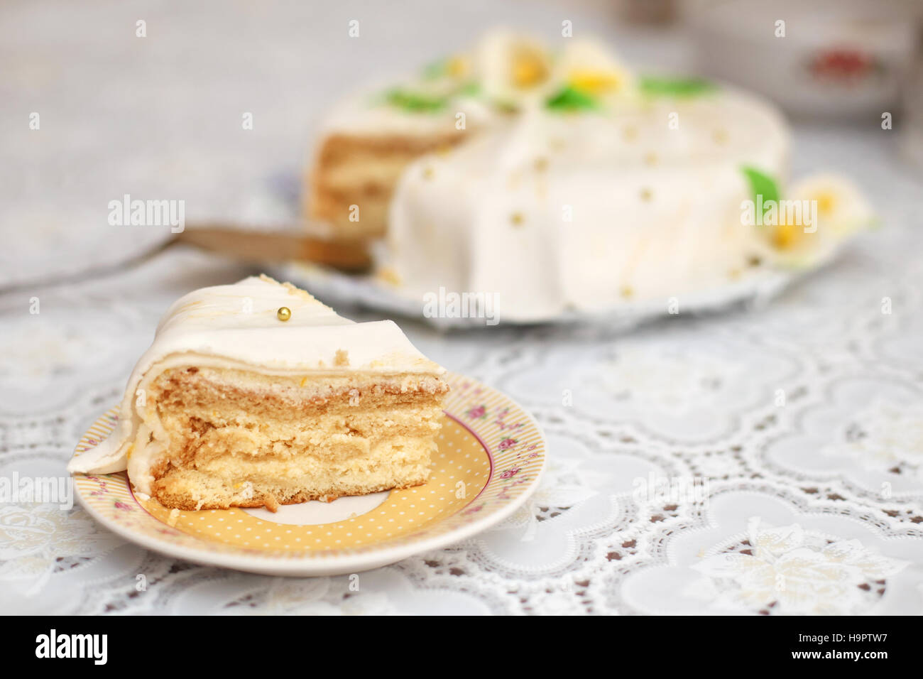 Mastic bakery hi-res stock photography and images - Alamy