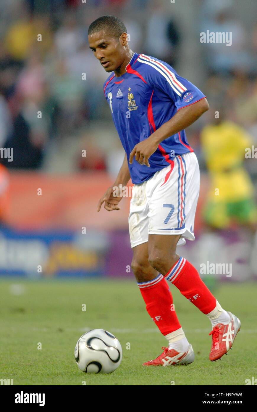 FLORENT MALOUDA FRANCE & OLYMPIQUE LYON WORLD CUP RHEIN ENERGIE STADIUM ...