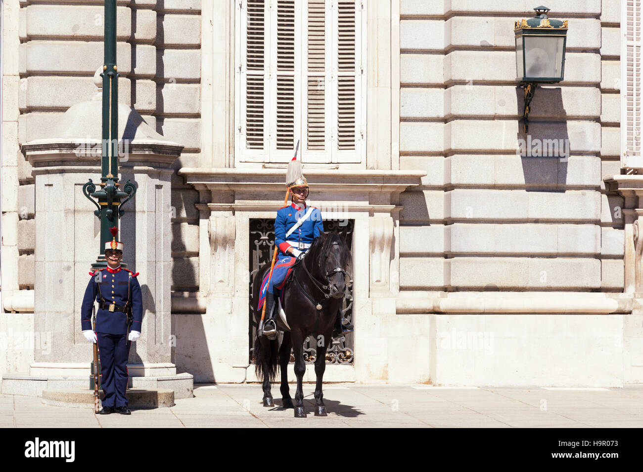 Madrid palace armor hi-res stock photography and images - Alamy