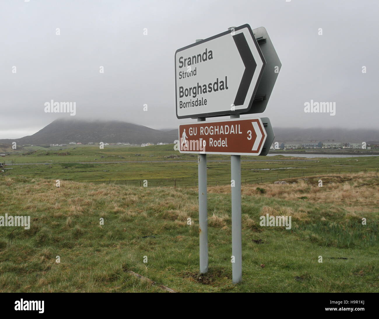 Bilingual road sign Leverburgh Isle of Harris Scotland May 2014 Stock ...