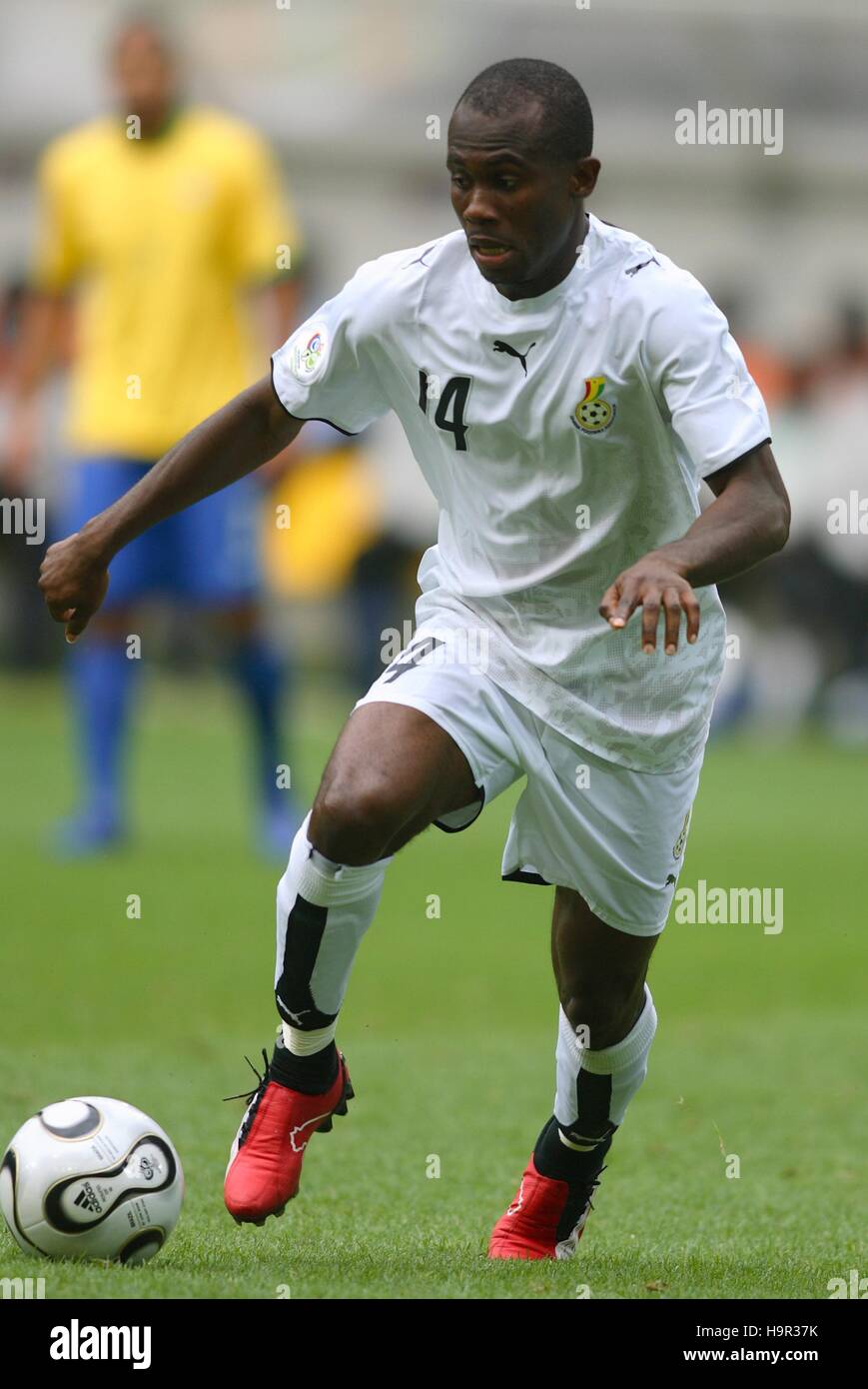 MATTHEW AMOAH GHANA & BORUSSIA DORTMUND SIGNAL IDUNA PARK DORTMUND ...