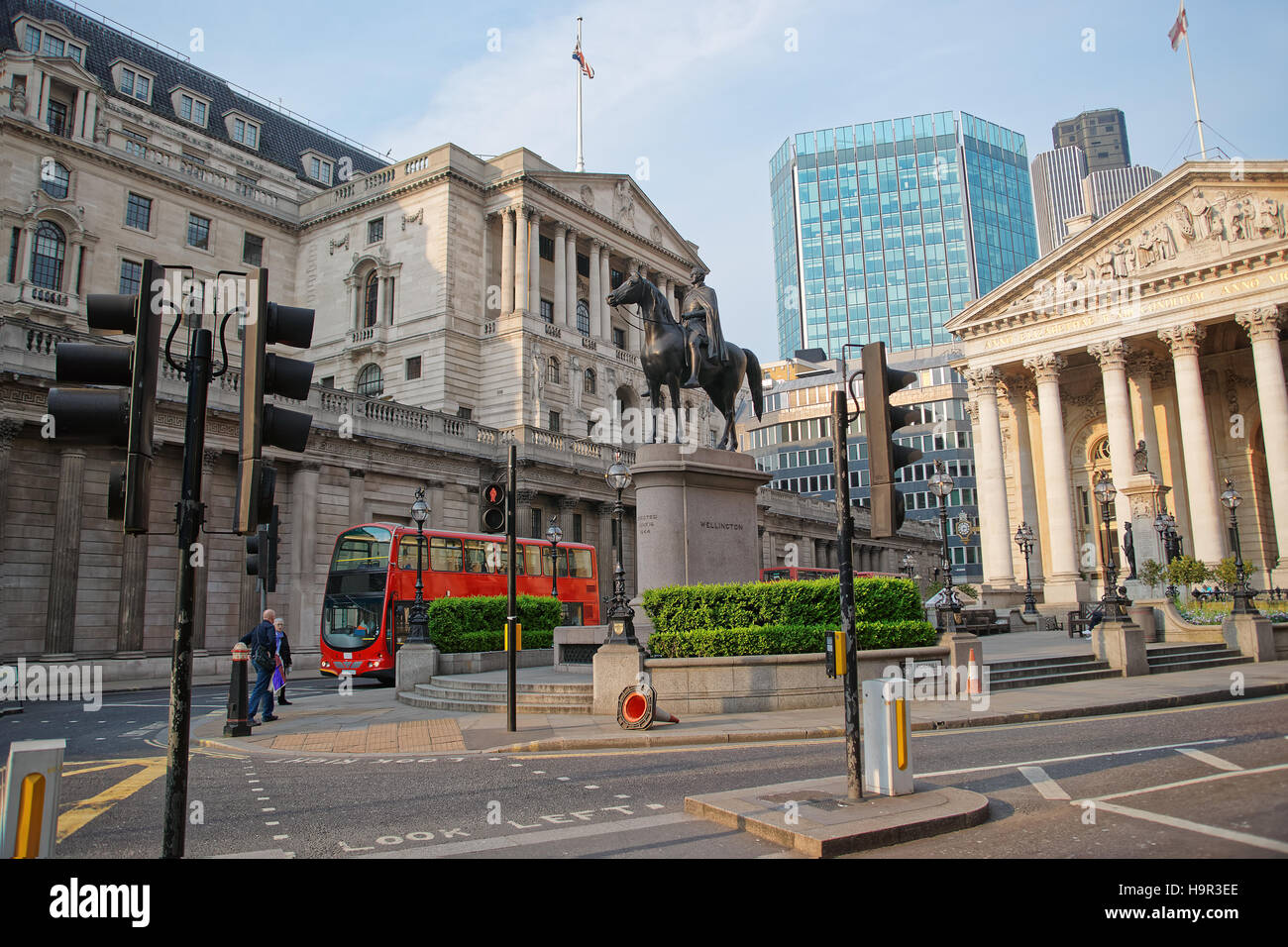 Duke Wellington statue, Royal Exchange and Bank of England in the City ...