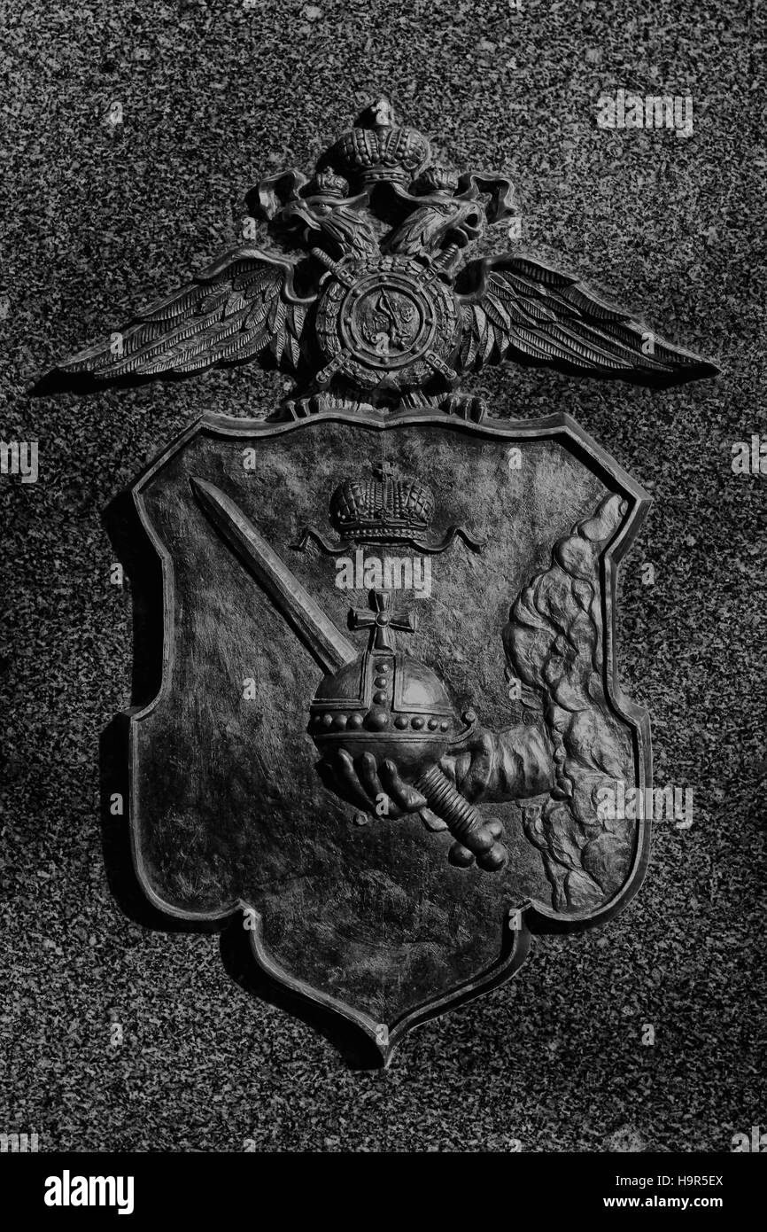 The eagle sculpture Black and White Stock Photos & Images - Alamy