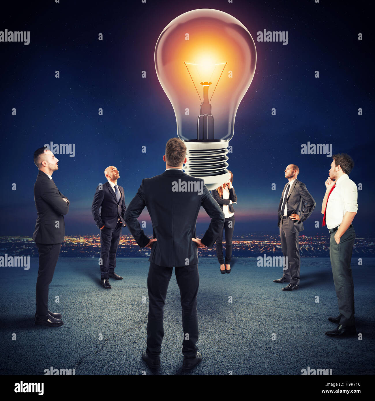 Night team hi-res stock photography and images - Alamy