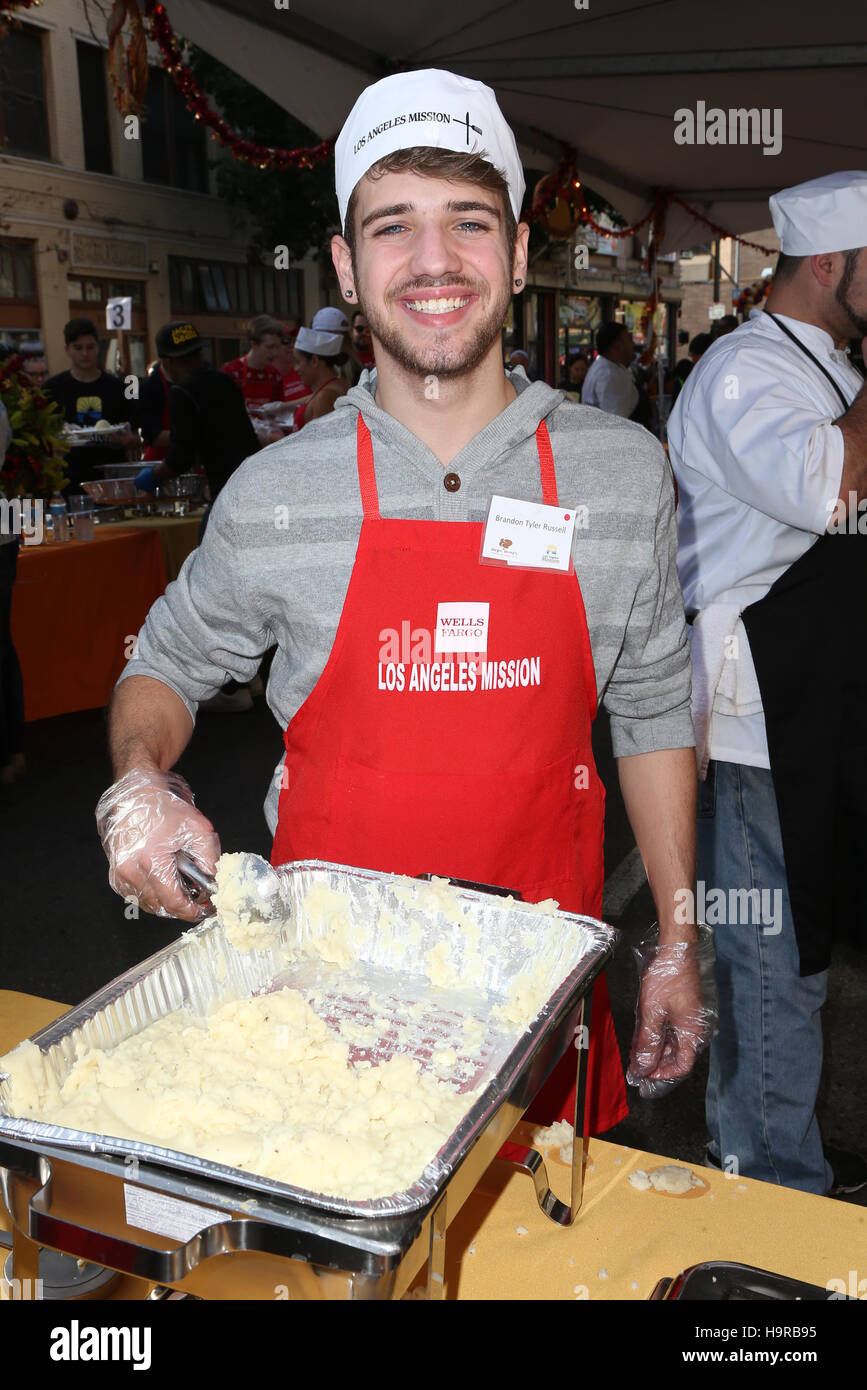 Los Angeles, CA, USA. 23rd Nov, 2016. Brandon Tyler Russell, At Los ...