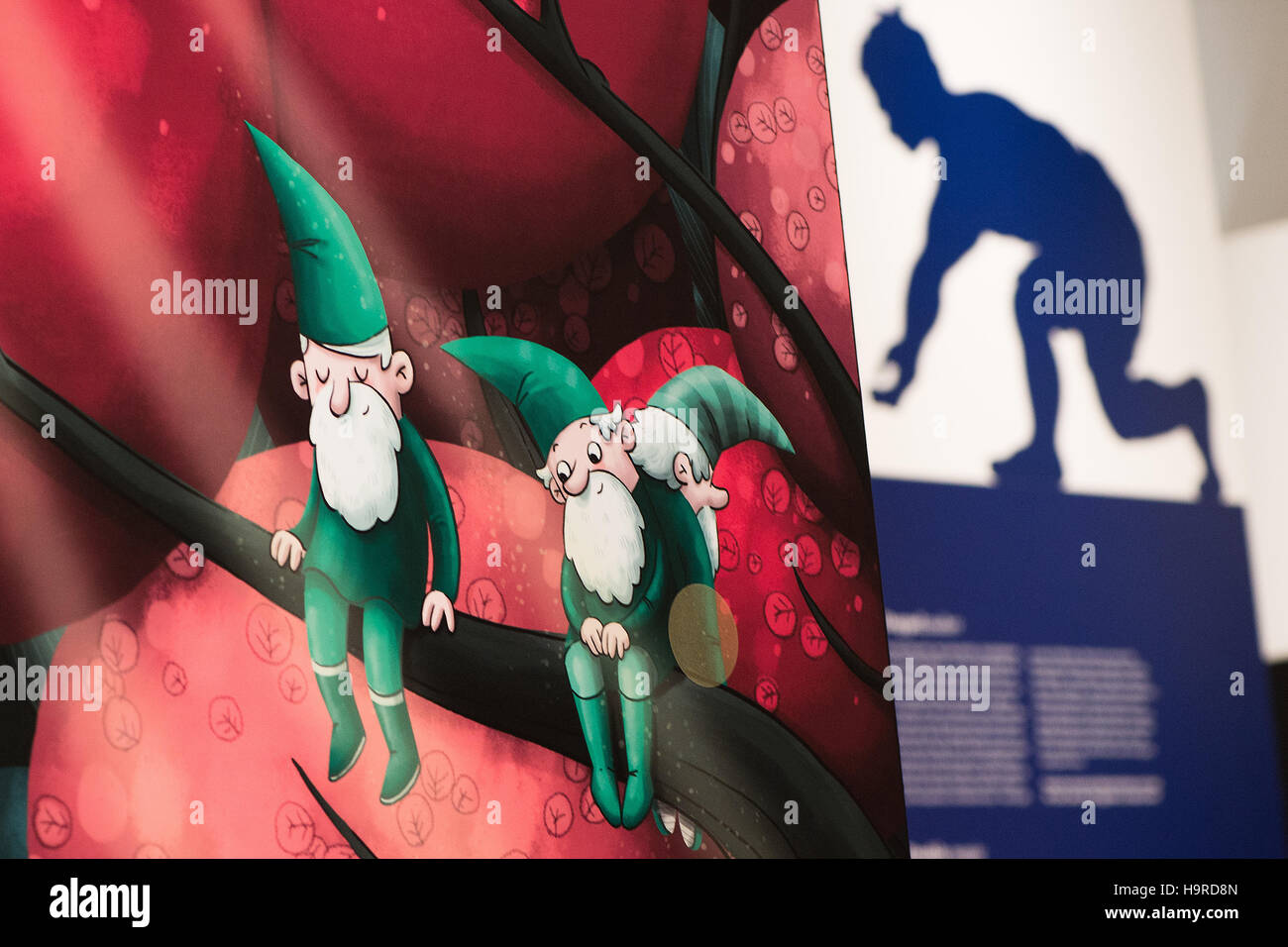 Seen dwarfs hi-res stock photography and images - Alamy
