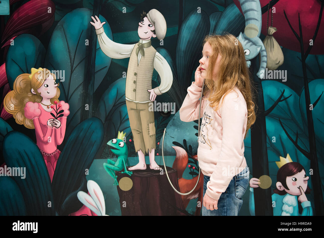 The children of the lara family hi-res stock photography and images - Alamy