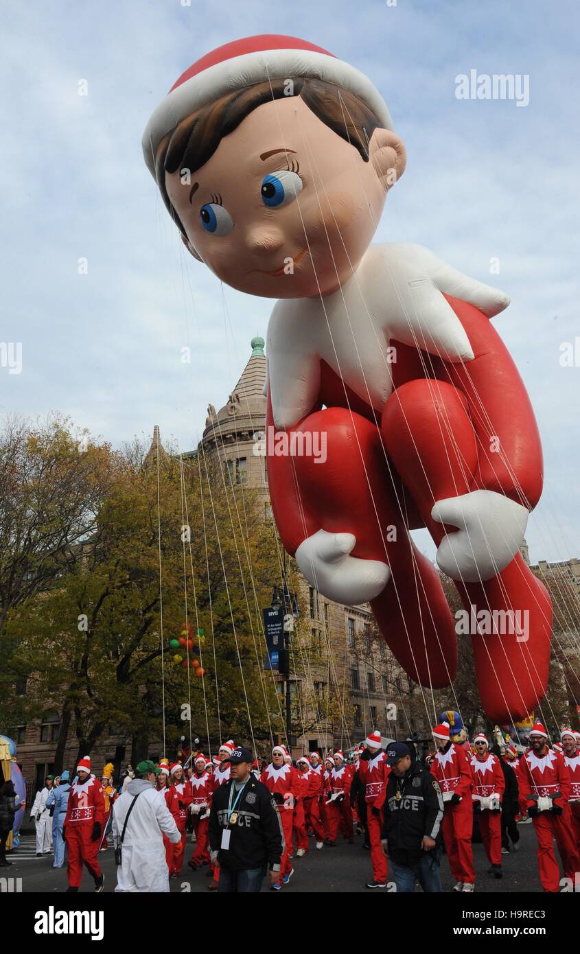 New York, NY, USA. 24th Nov, 2016. The Elf on the Shelf balloon in ...