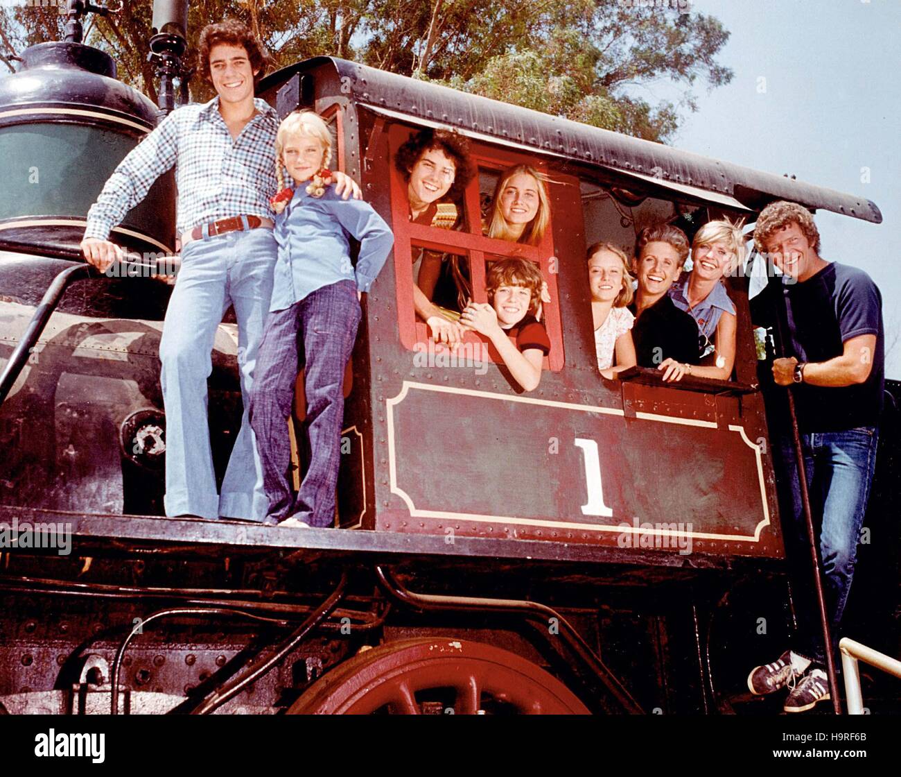 Florence henderson brady bunch 1969 hi-res stock photography and images ...