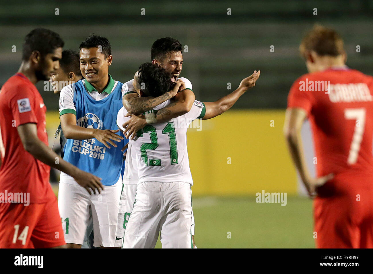 Manila, Philippines. 25th Nov, 2016. Indonesian players celebrate ...