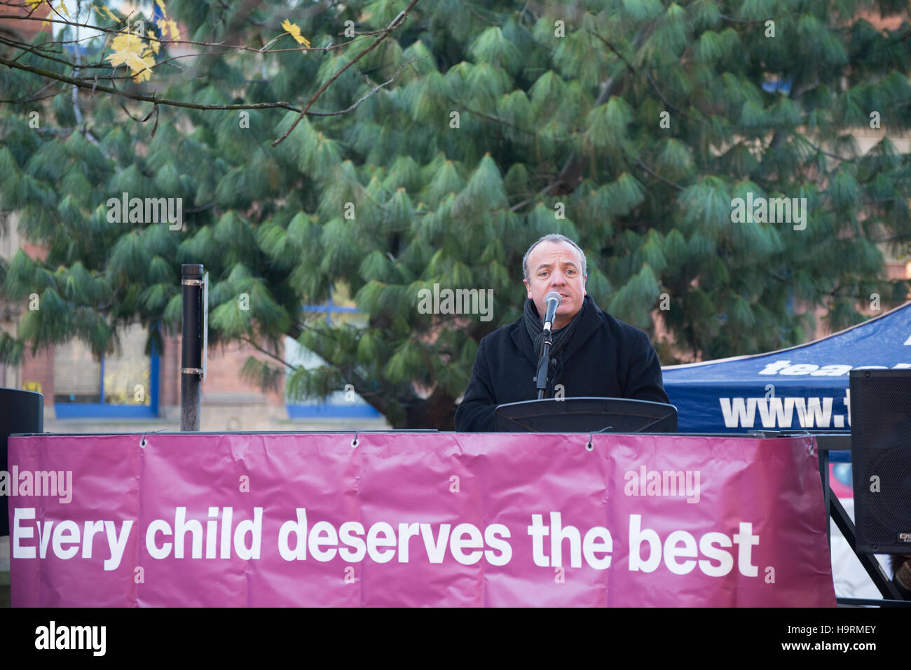 Michael kane mp hi-res stock photography and images - Alamy