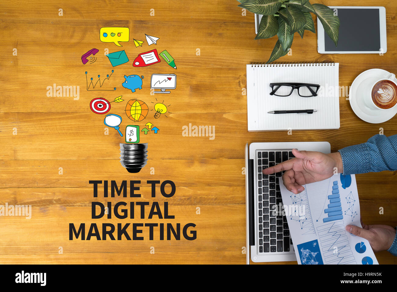 TIME TO DIGITAL MARKETING Stock Photo - Alamy