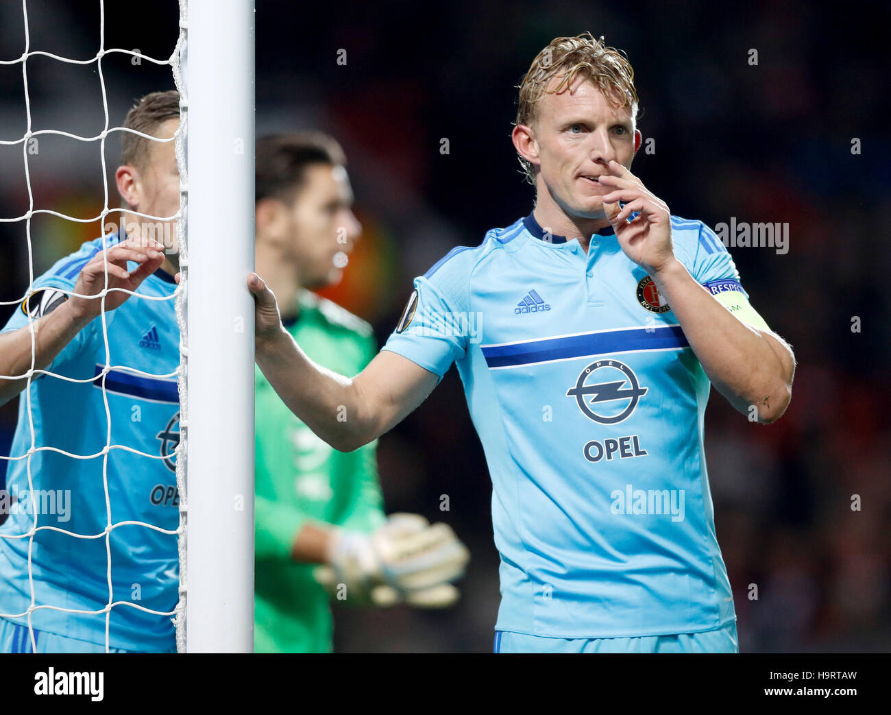 Dirk kuyt manchester united hi-res stock photography and images - Alamy