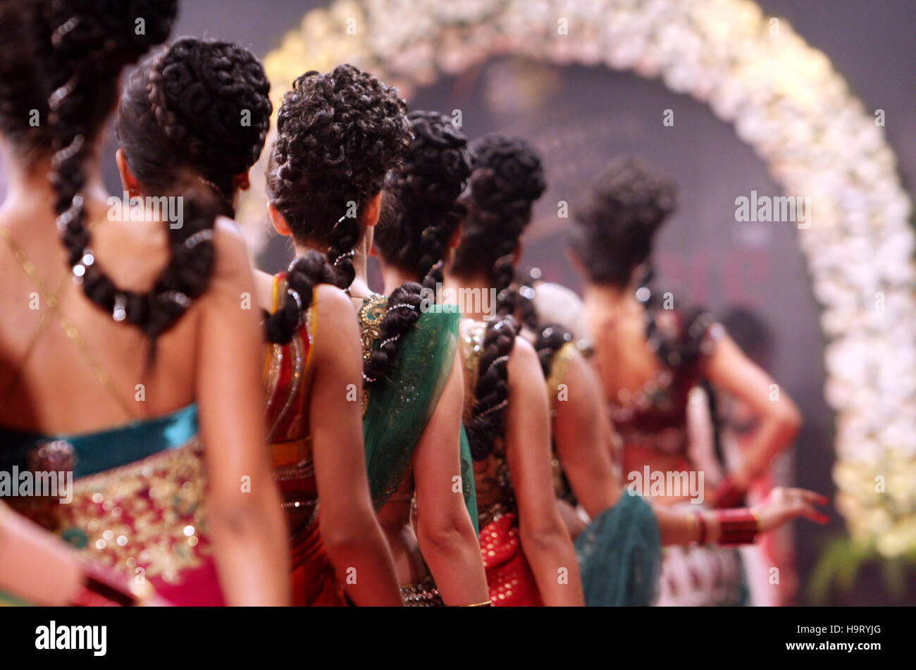 Fashion models ramp hi-res stock photography and images - Alamy