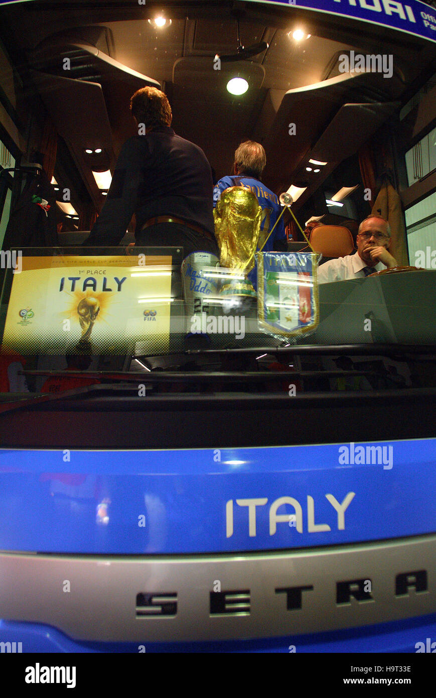 ITALIAN TEAM BUS WITH TROPHY ITALY V FRANCE OLYMPIC STADIUM BERLIN ...