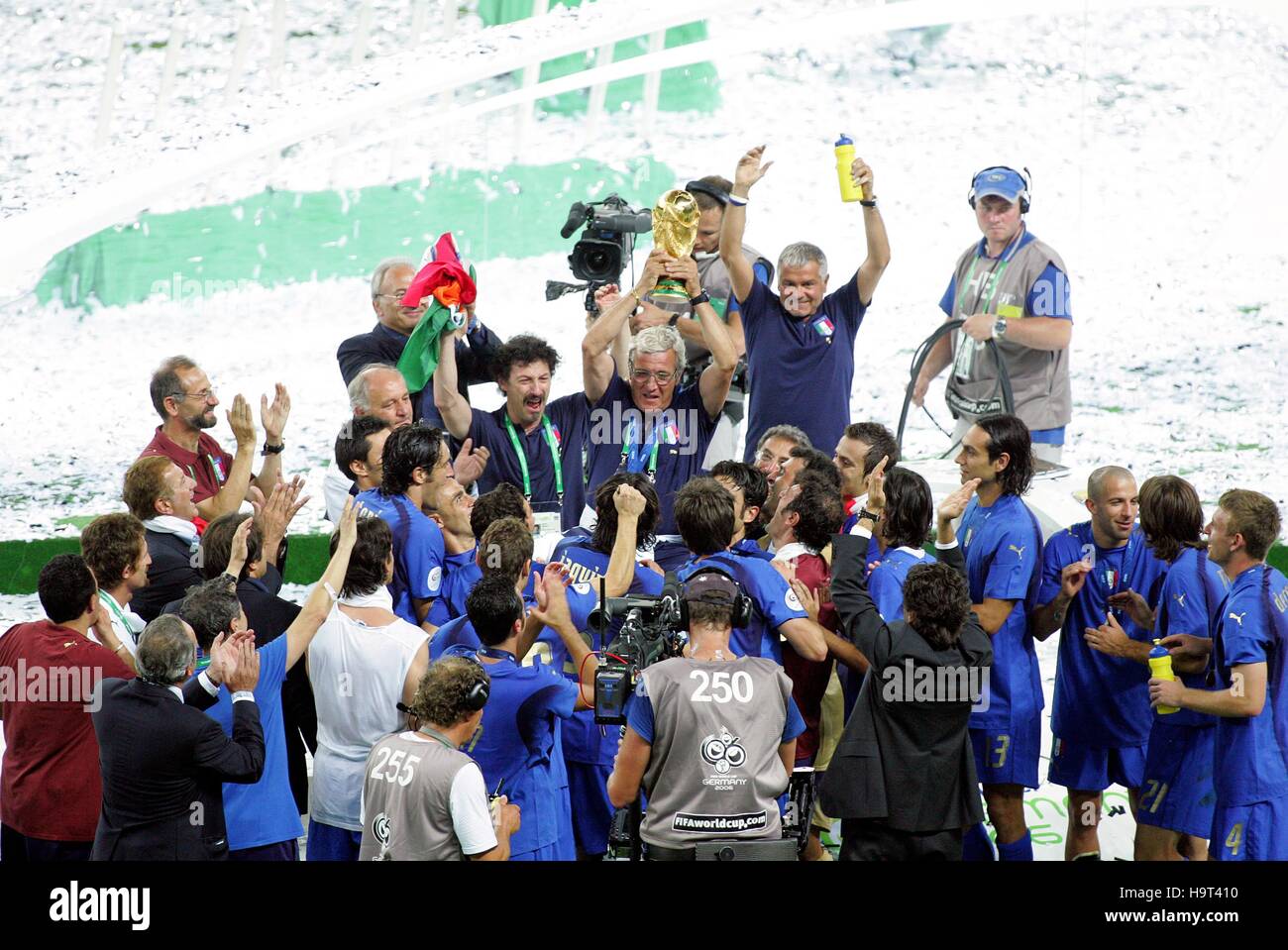 2006 world cup italy hi-res stock photography and images - Alamy