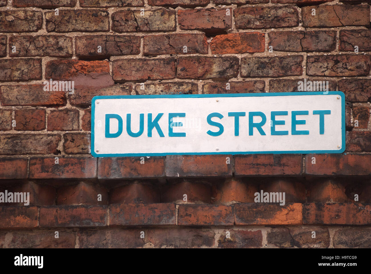 Duke Street sign, Darlington Stock Photo - Alamy