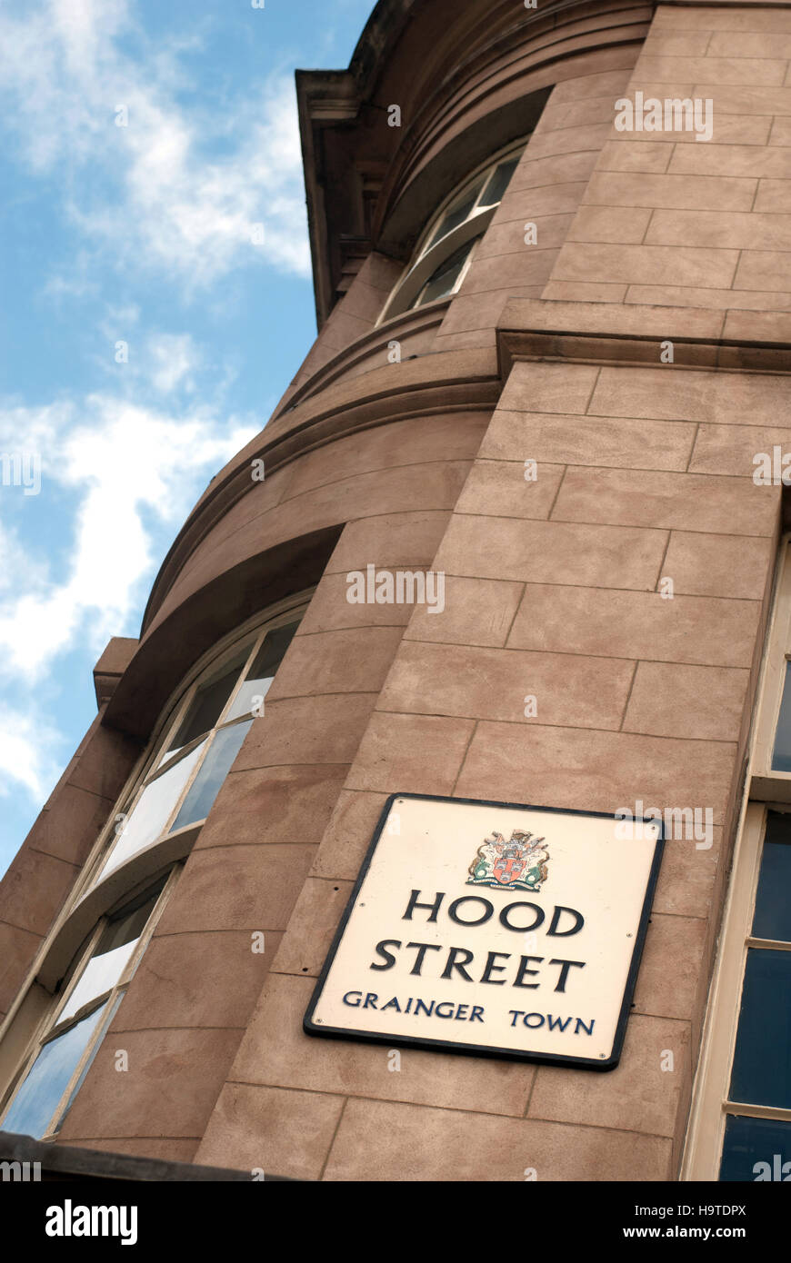 Hood Street sign, Grainger Town, Newcastle upon Tyne Stock Photo - Alamy