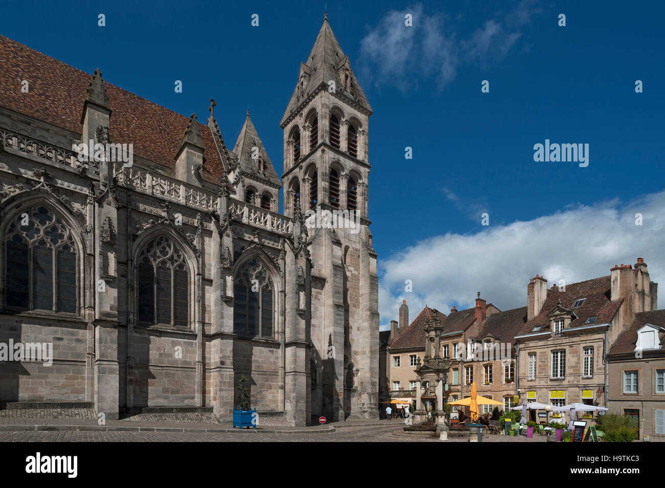 Cathedral of saint lazarus of autun hi-res stock photography and images ...