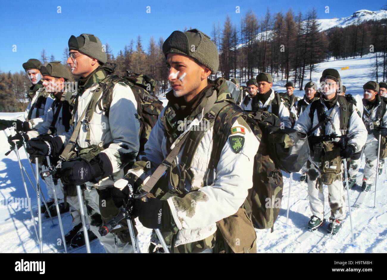 Mountain troops hi-res stock photography and images - Alamy