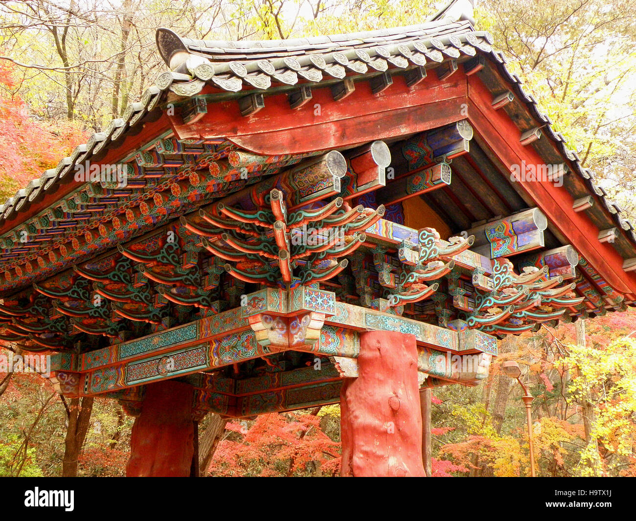 Korea temple background hi-res stock photography and images - Alamy