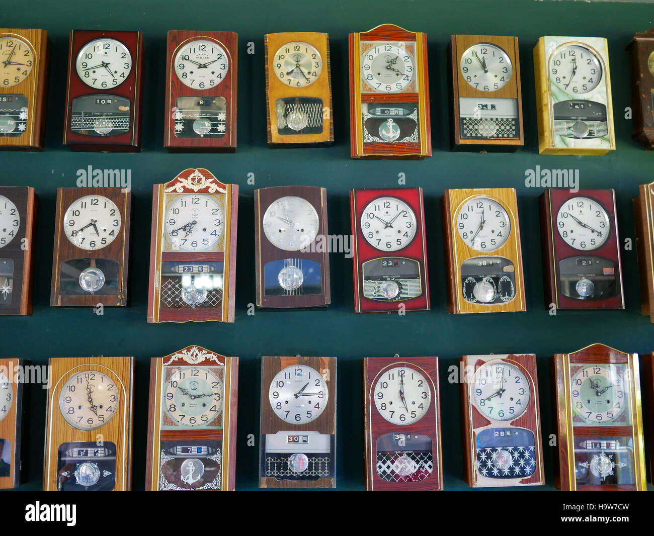 Vintage wall hi-res stock photography and images - Alamy