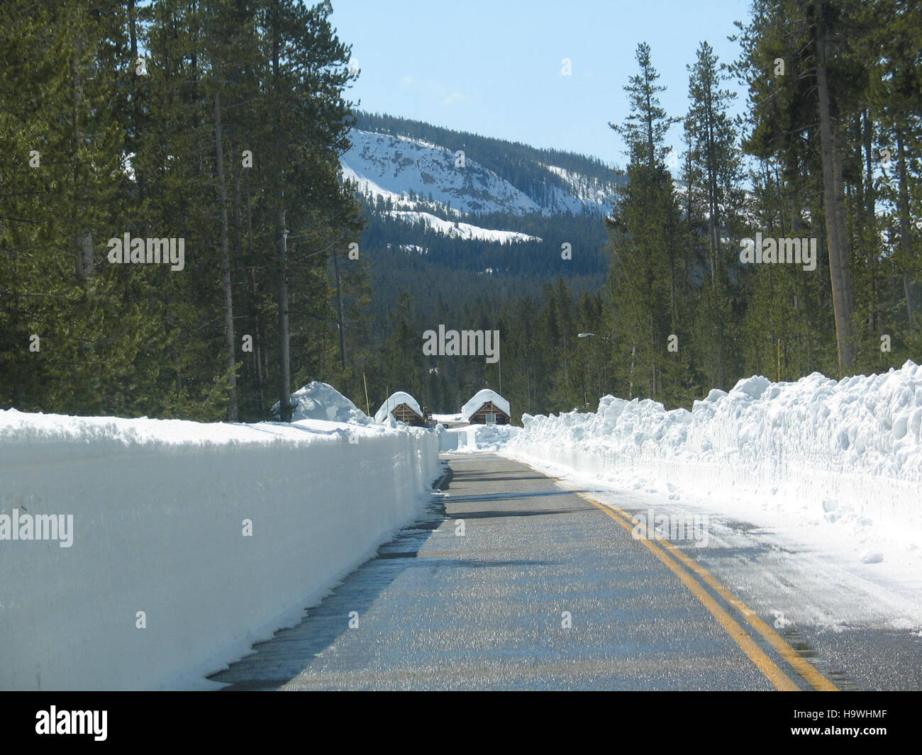 Visitors head towards the South Entrance of Yellowstone National Park ...