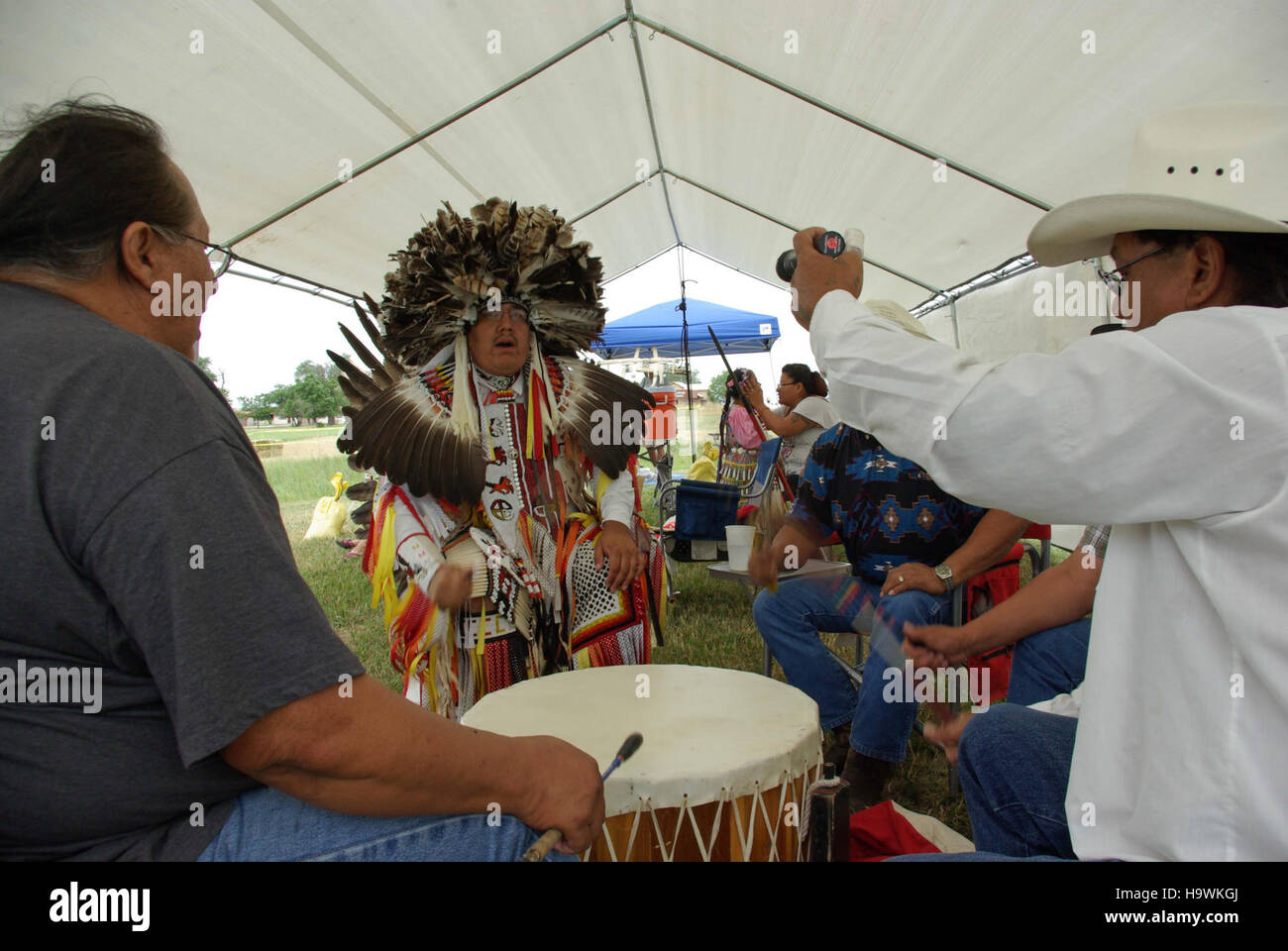 A performance by the Sons of Oglala Drummers & Singers at Badlands ...