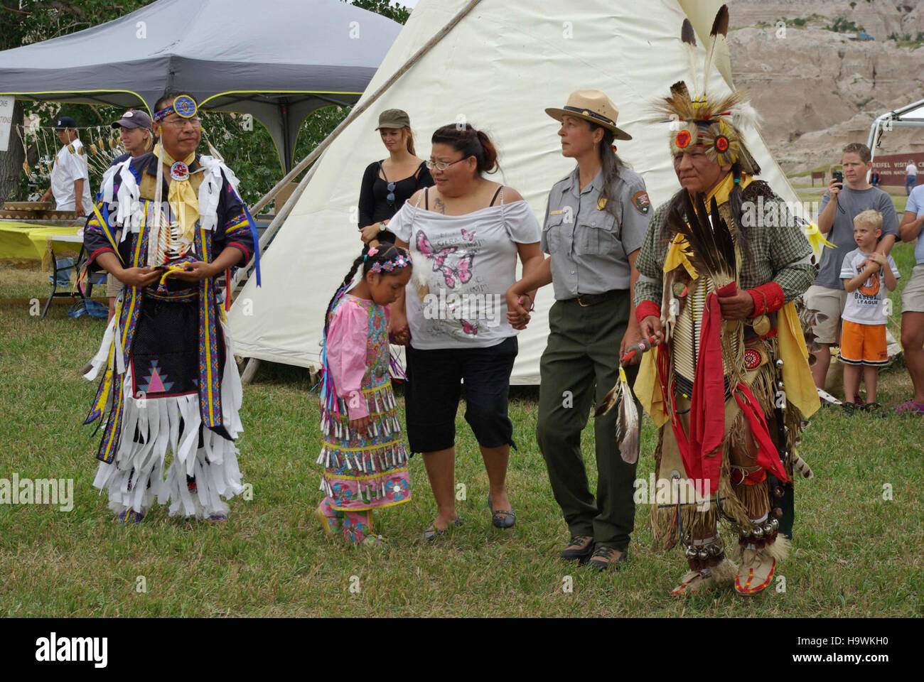 An Intertribal Circle Dance event at Badlands National Park celebrates ...