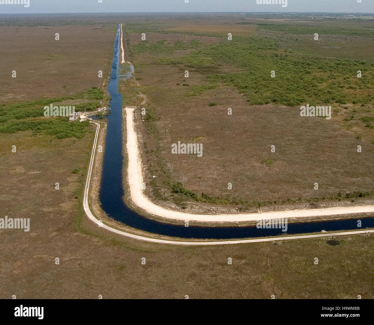 Levees dikes dams hi-res stock photography and images - Alamy