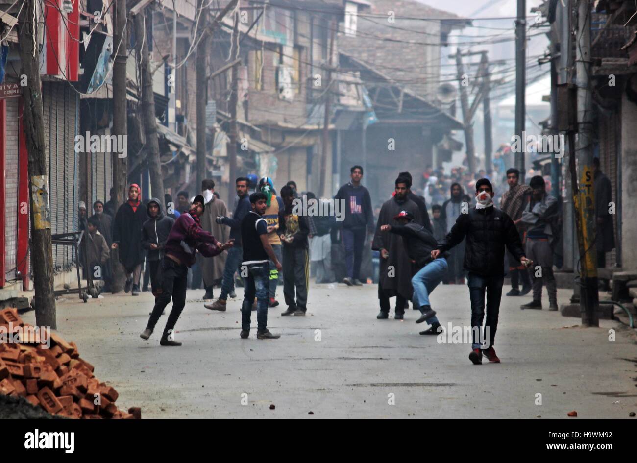 Conflict in sopore hi-res stock photography and images - Alamy