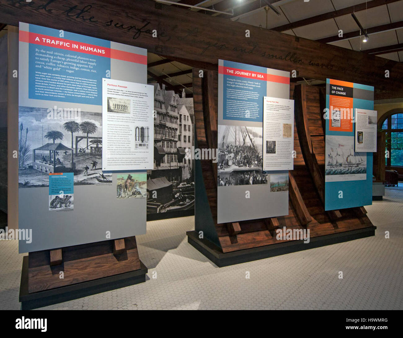 The 'Peopling of America' gallery at Ellis Island National Park ...