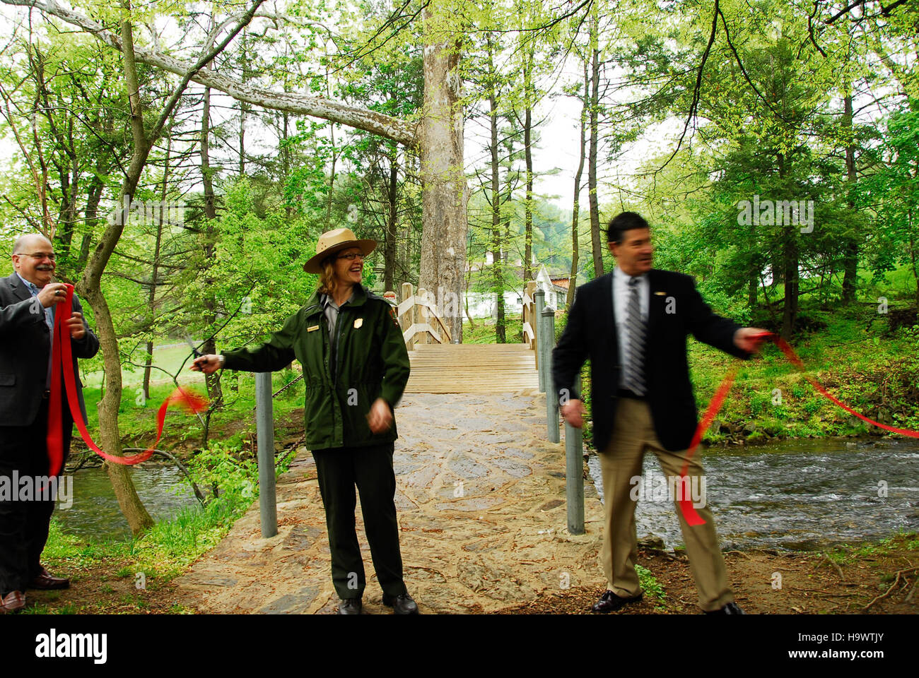 The ribbon-cutting ceremony for the Knox Trail at Valley Forge National ...