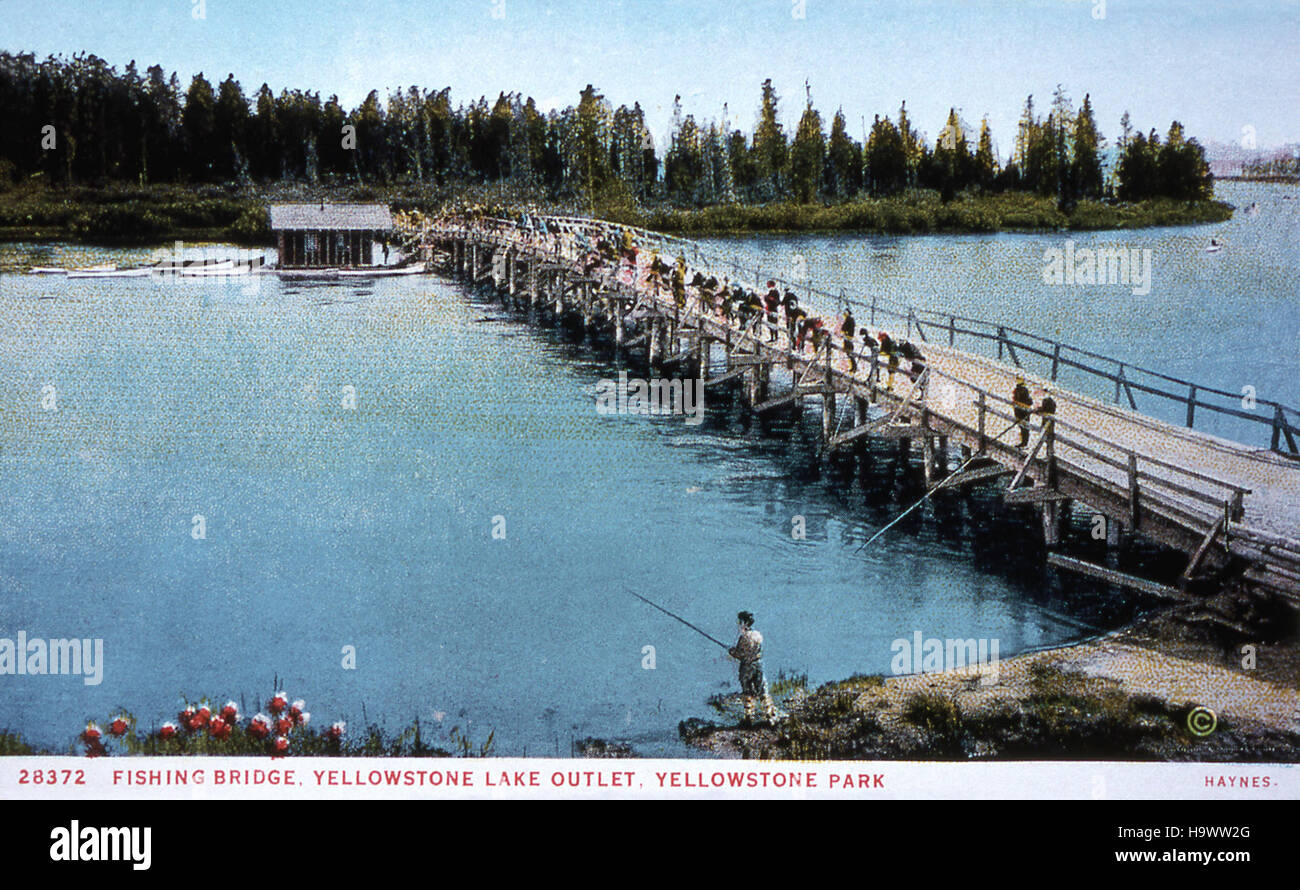 people fishing at Fishing Bridge Stock Photo - Alamy