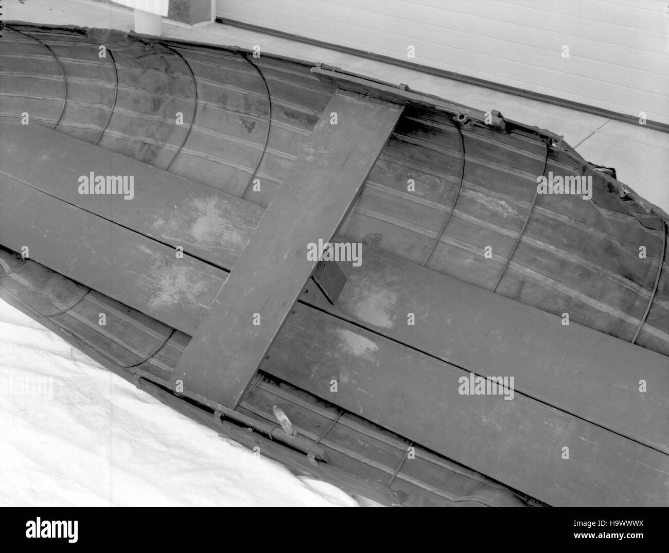 Collapsable boat hi-res stock photography and images - Alamy