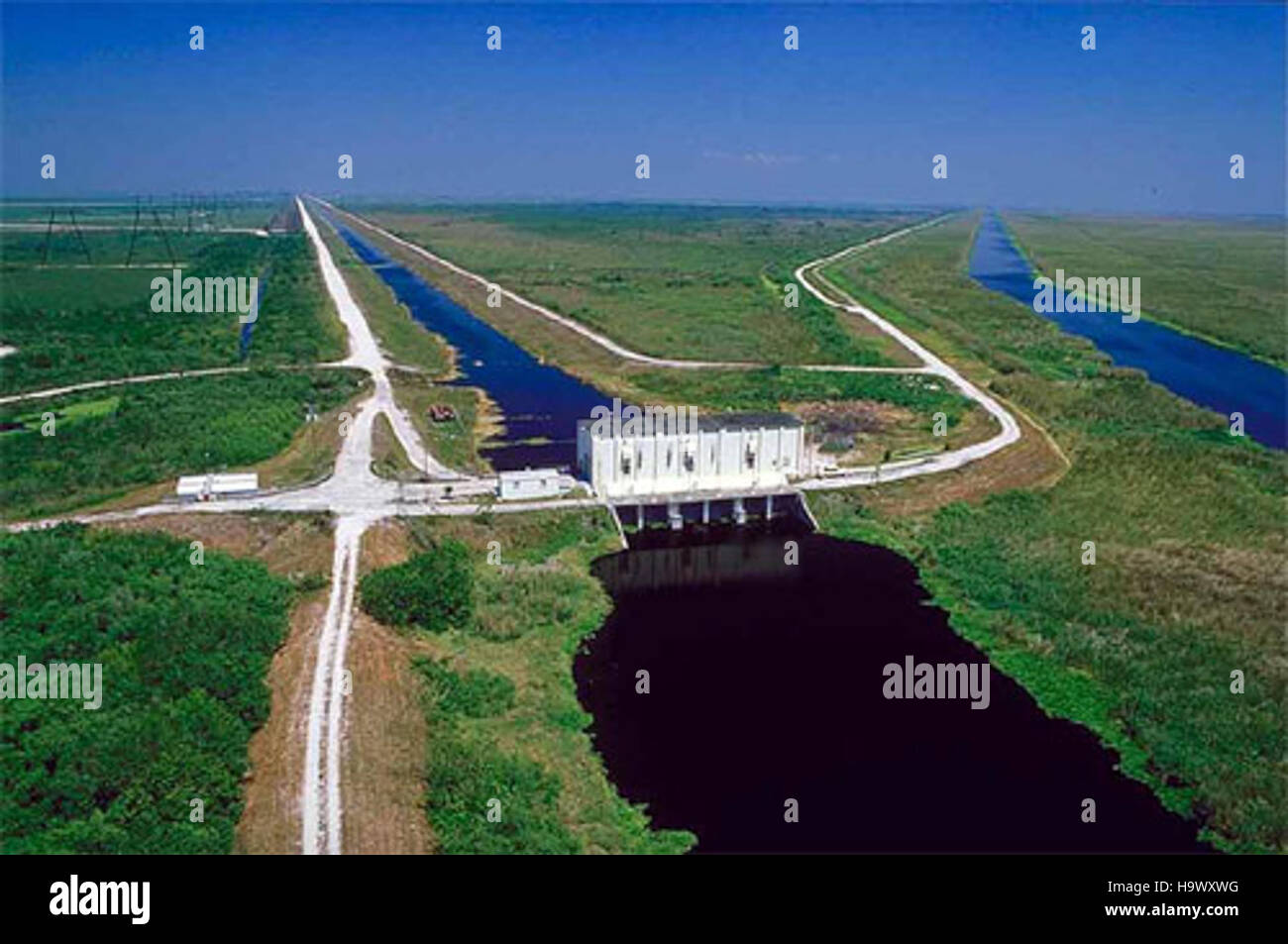 Levees dikes dams hi-res stock photography and images - Alamy