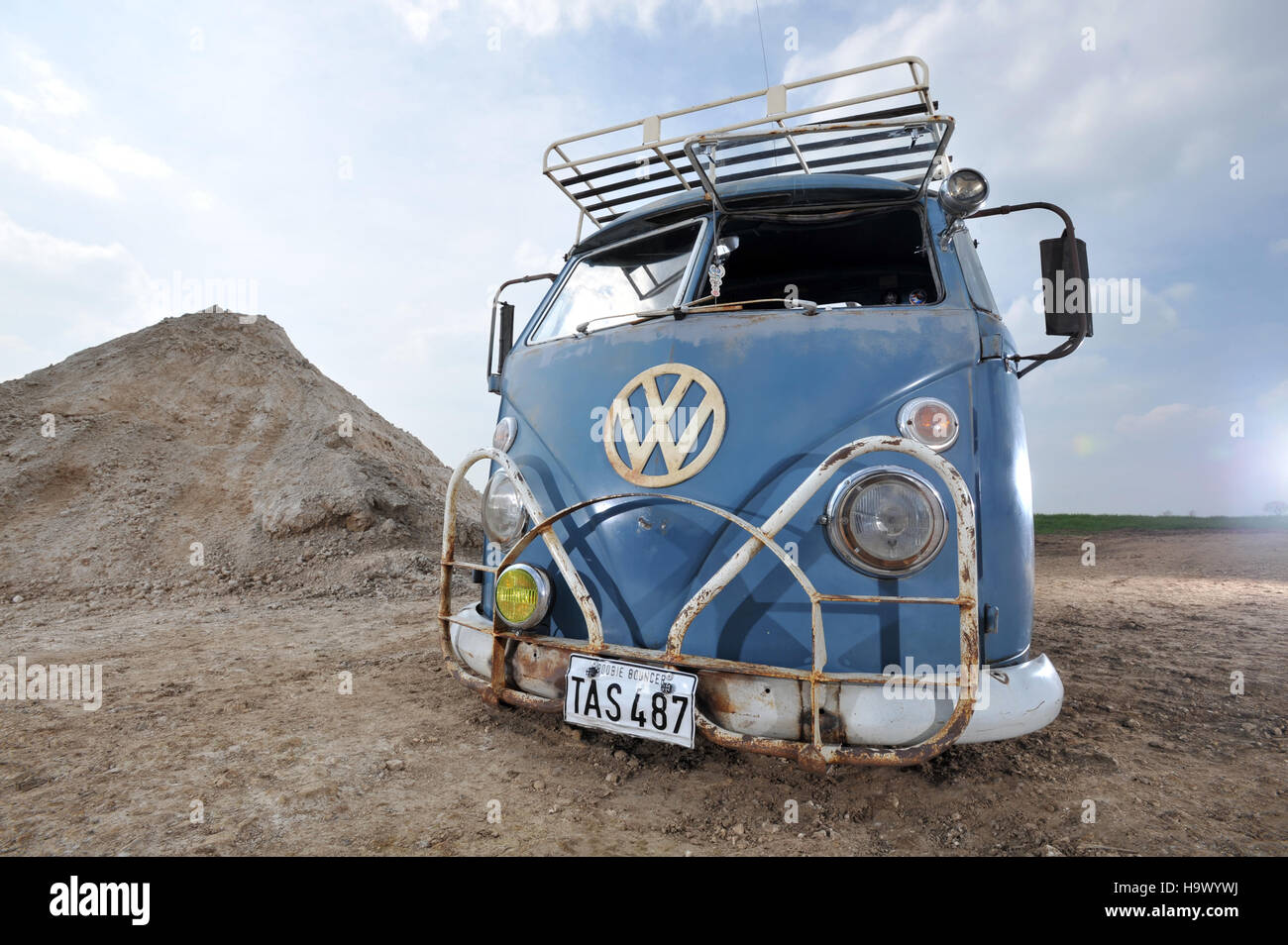 1963 VolksWagen VW split screen single cab pick up with air suspension ...