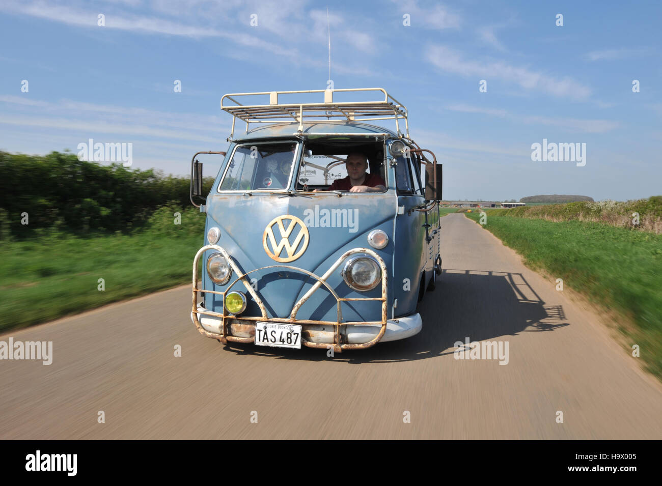 1963 VolksWagen VW split screen single cab pick up with air suspension ...