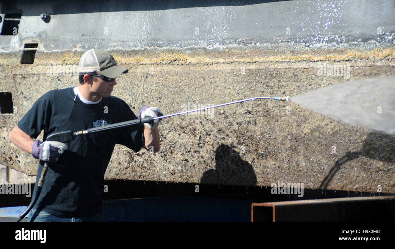 Watercraft inspection hi-res stock photography and images - Alamy