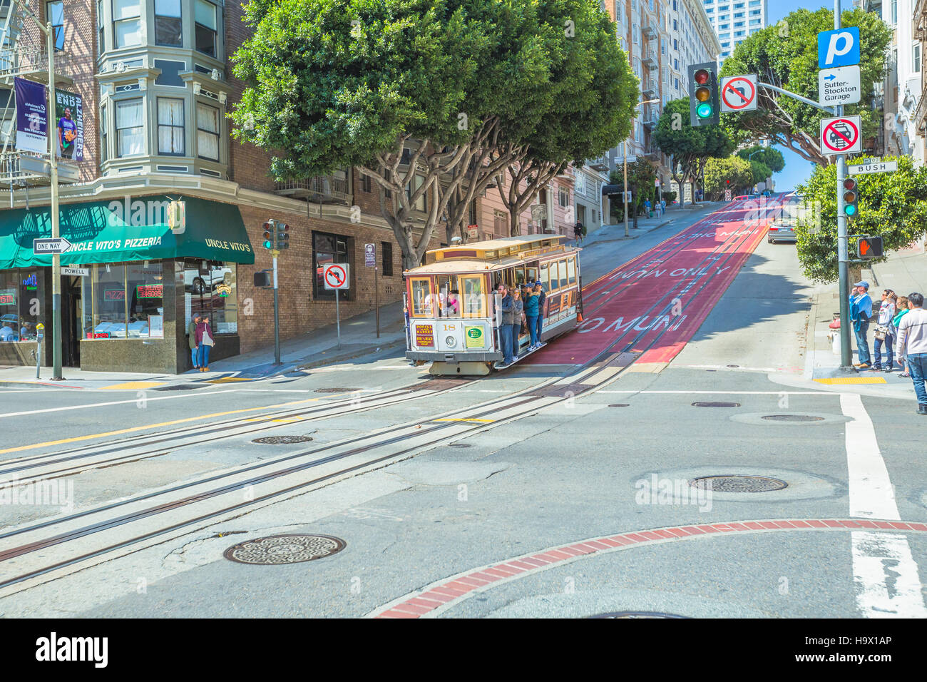 San francisco cable hi-res stock photography and images - Alamy