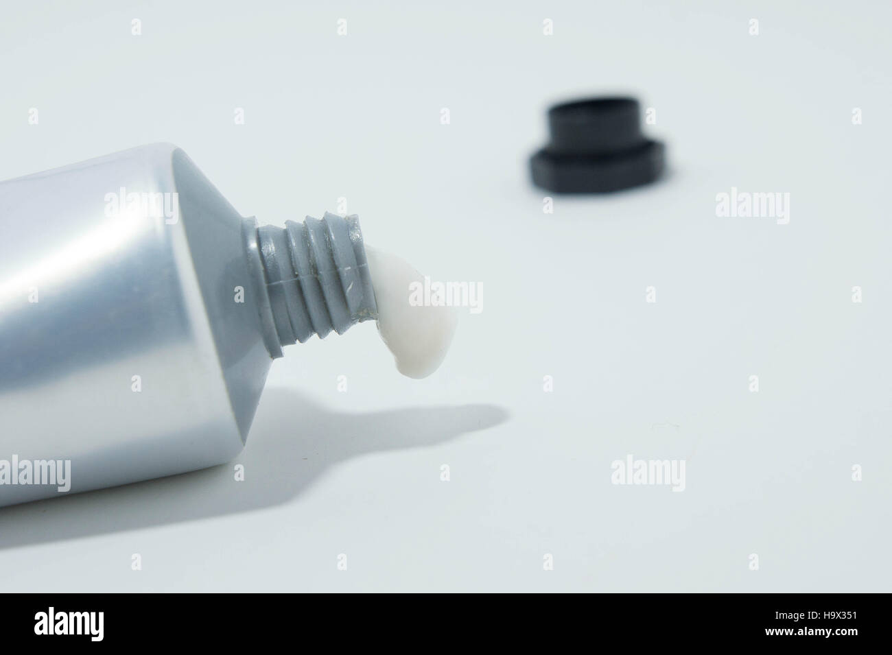 Tube packaging hi-res stock photography and images - Alamy