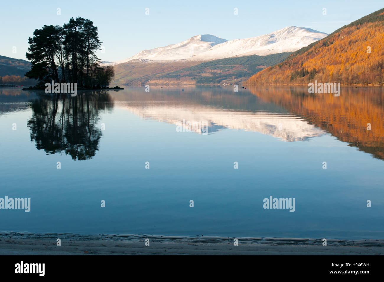 Island Loch Tay High Resolution Stock Photography and Images - Alamy