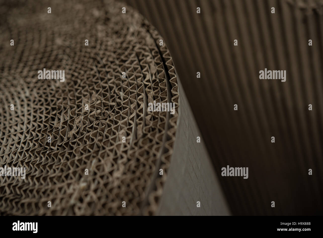 Corrugated brown paper roll hi-res stock photography and images - Alamy