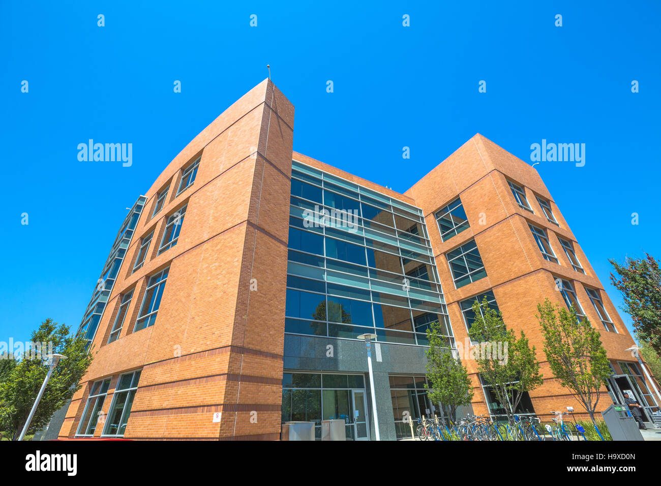 Google maps building hi-res stock photography and images - Alamy