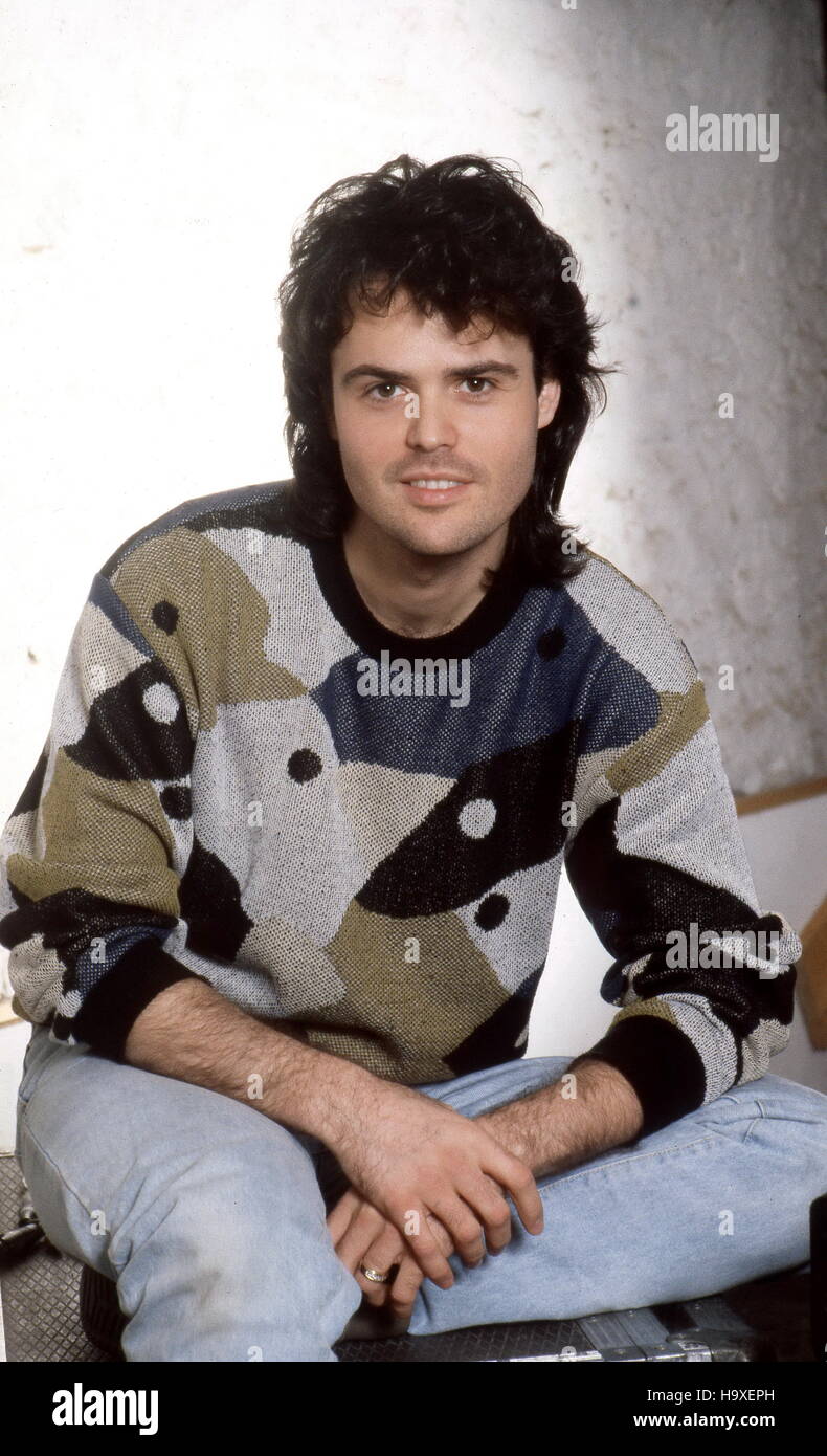 Uk 1990 hi-res stock photography and images - Alamy