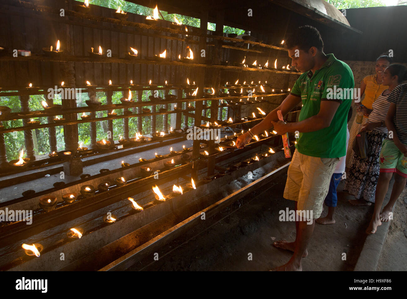 Kande Vihara Buddhist Temple Sri Lanka Stock Photo - Alamy